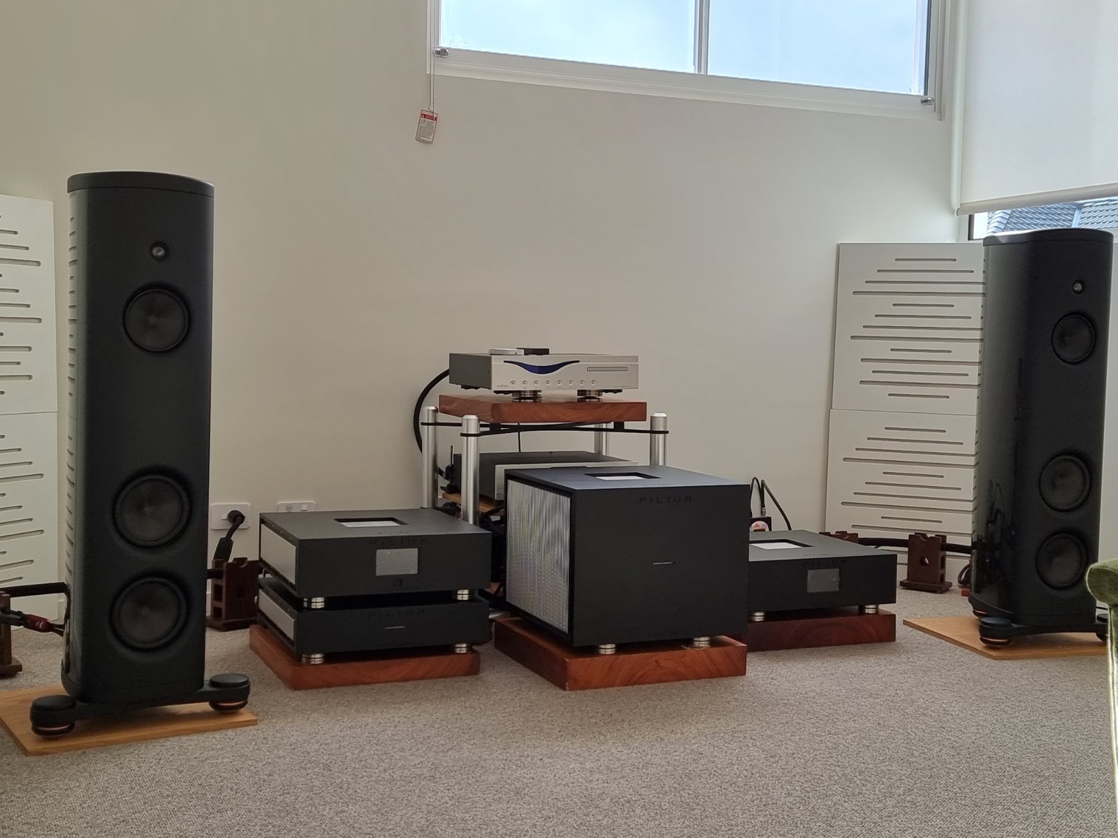 FS: Pilium Audio Leonidas Integrated Amplifier (6 months old) - Stereo ...