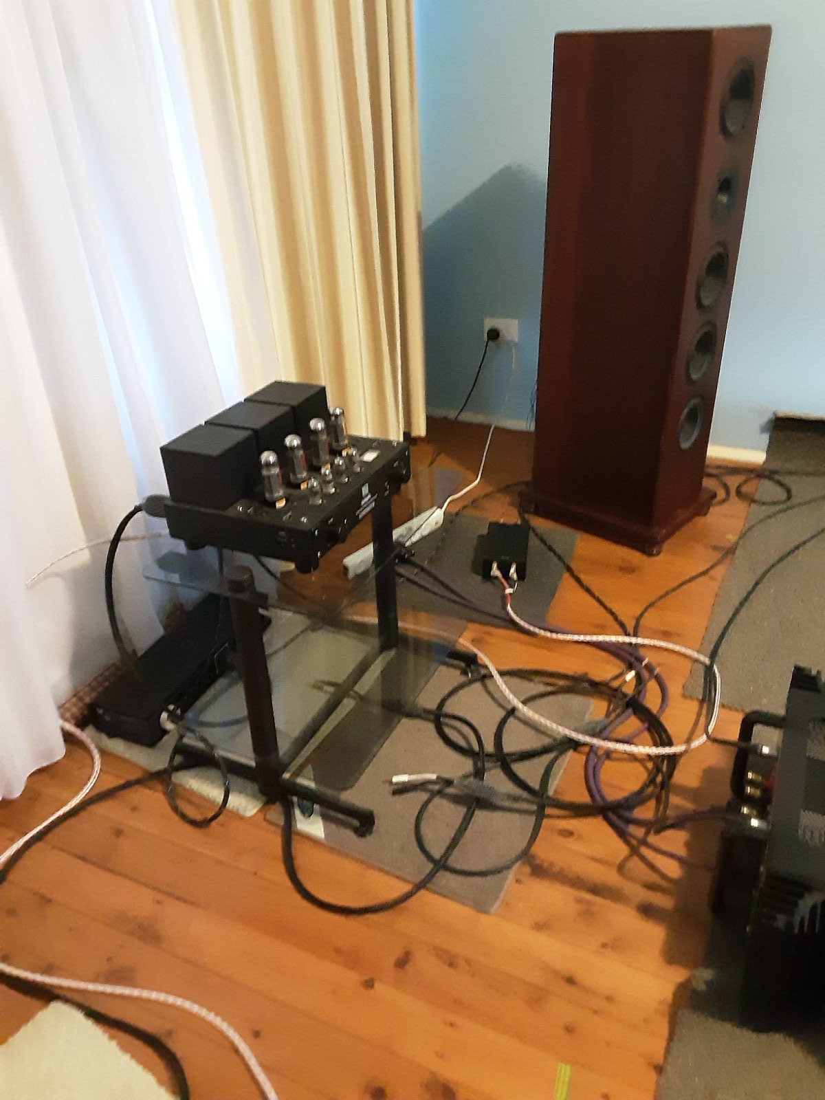 How to eliminate hum from componants and speakers - General Hi-Fi ...