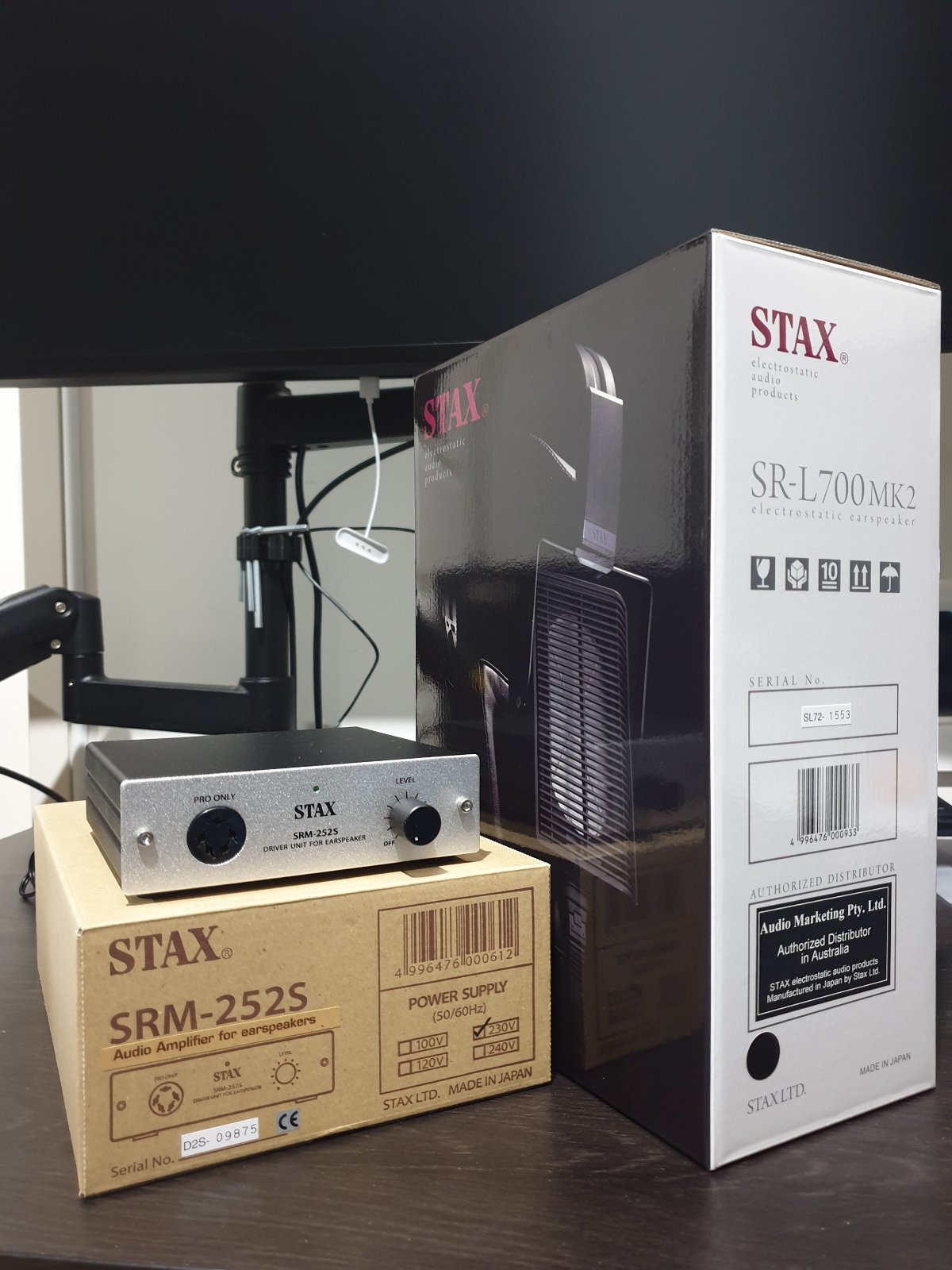 FS: STAX SR-L700MK2 Electrostatic Headphones + STAX SRM-252S driver unit, Made in Japan (price ...