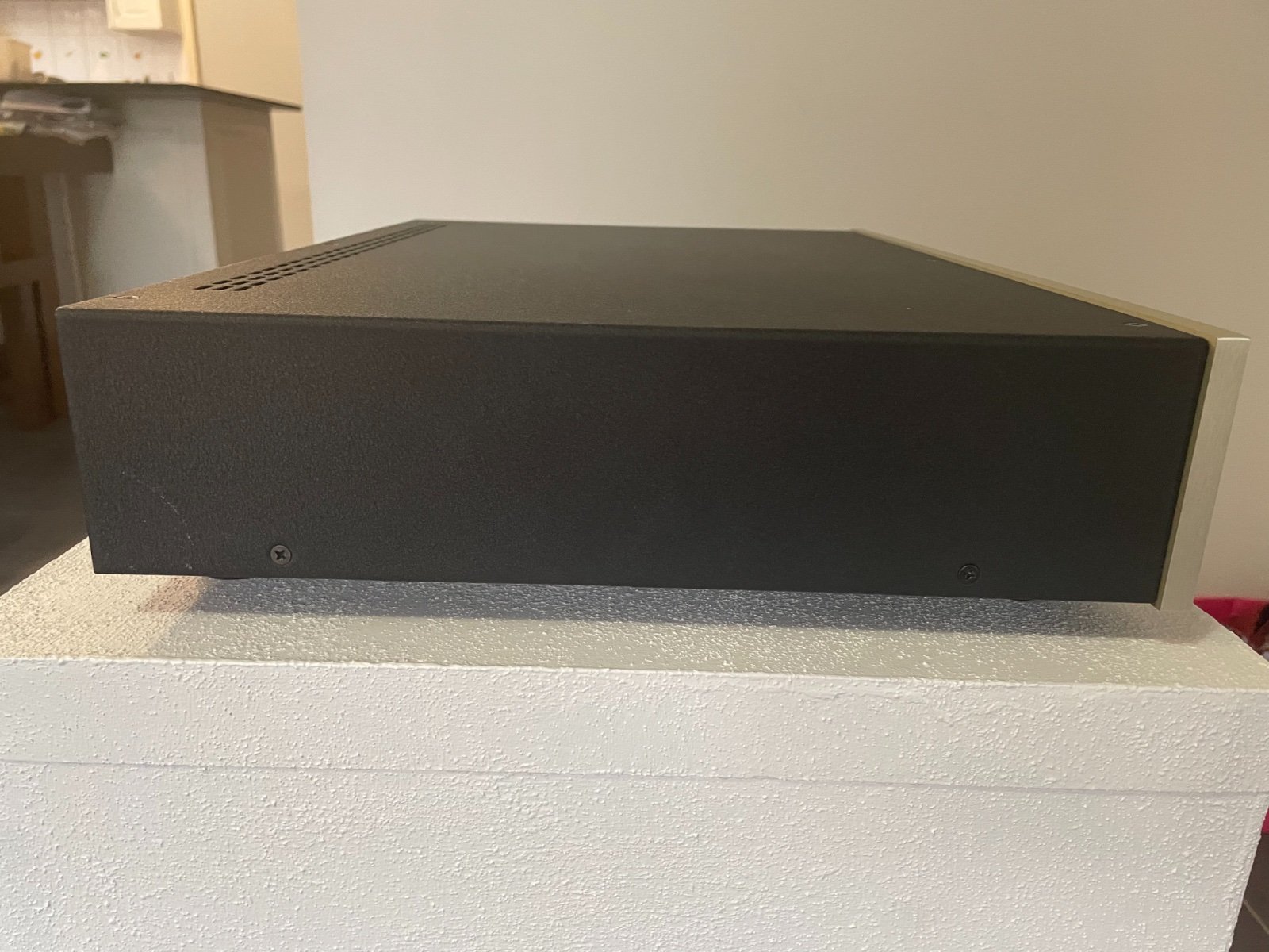 FS: Conrad Johnson PV15 (pre-amp) and Rogue Audio Hydra (power amp ...