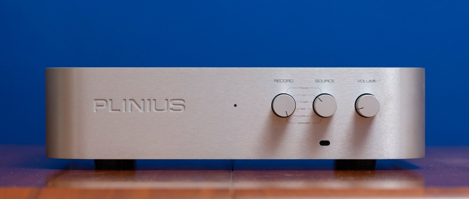 FS: PLINIUS 9200 integrated amplifier - late model with phono & XLR ...