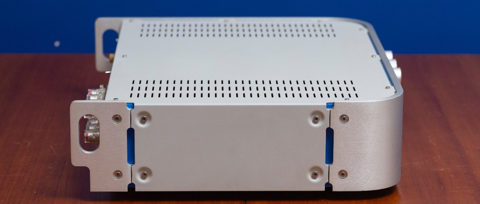 FS: PLINIUS 9200 integrated amplifier - late model with phono & XLR ...