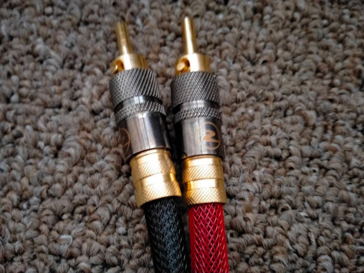 FS: CANARE speaker cable 2 x 3m, bi-wire with lockable banana plugs ...