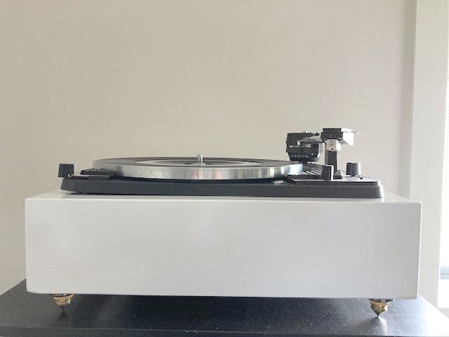FS: DUAL 1009 SK Idler Turntable with white solid plinth and New ...