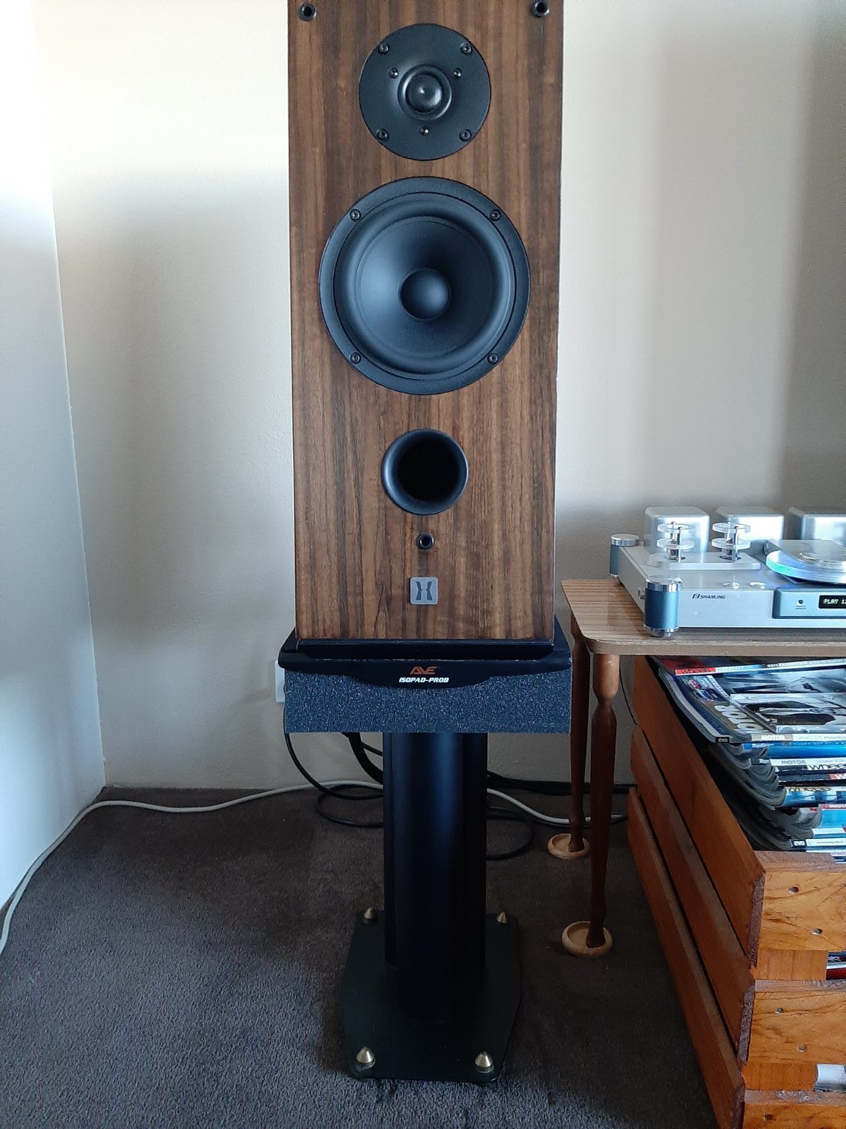 HULGICHAUDIO Serenade Floorstander_ Ex Demo - Commercial Classifieds - StereoNET