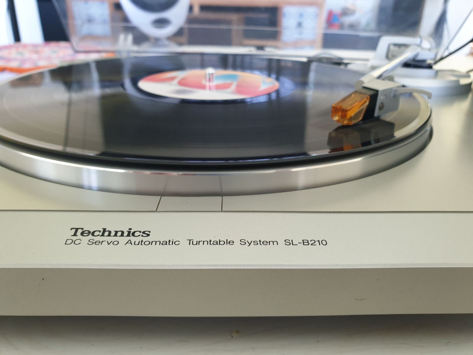 Technics Turntable SLB 210 - Stereo, Home Cinema, Headphones Components ...
