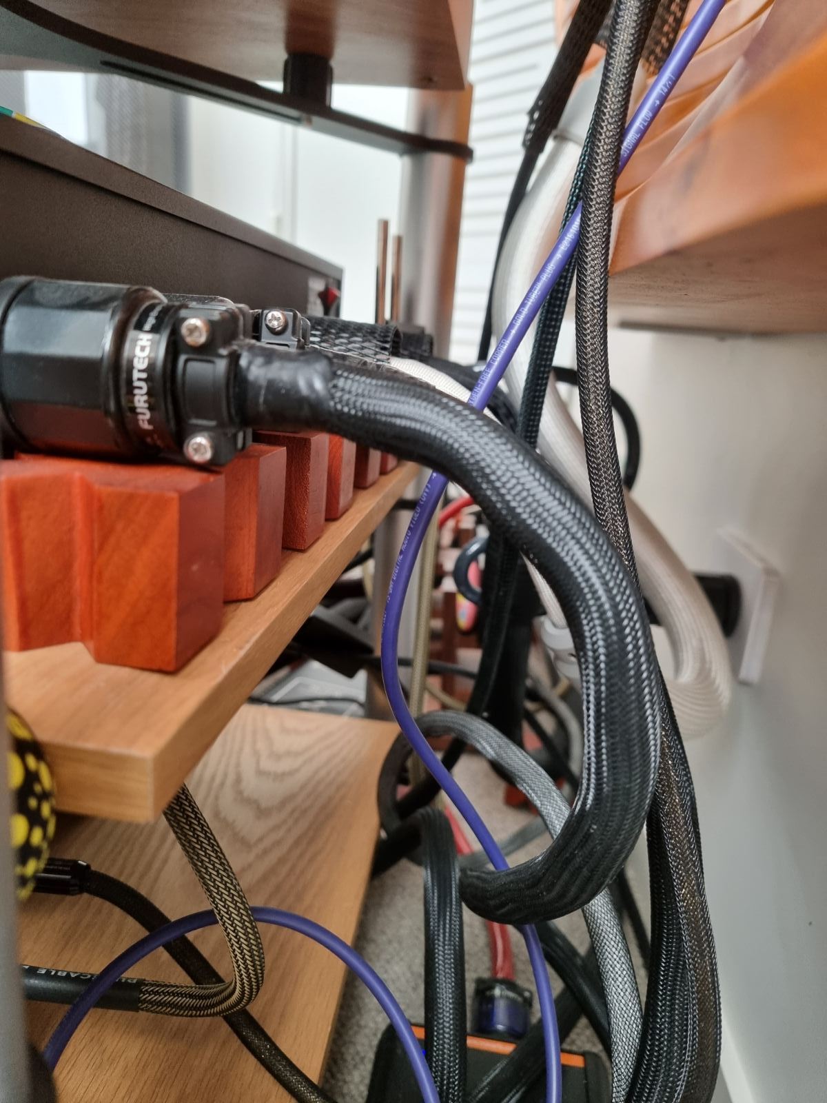 10 x cables lifter blocks - Hi-Fi and Cinema Cables & Accessories ...