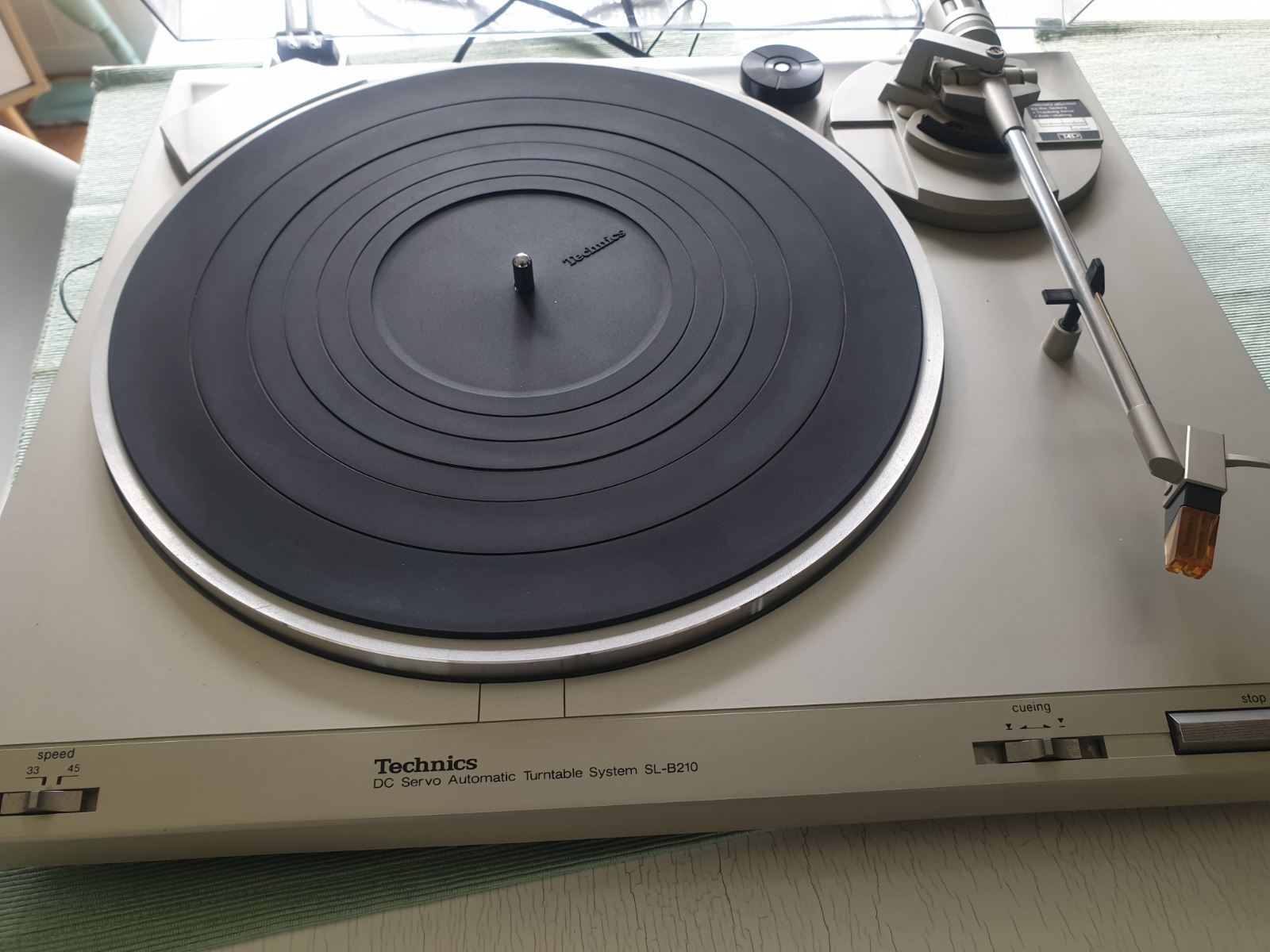 Technics Turntable SLB 210 - Stereo, Home Cinema, Headphones Components ...