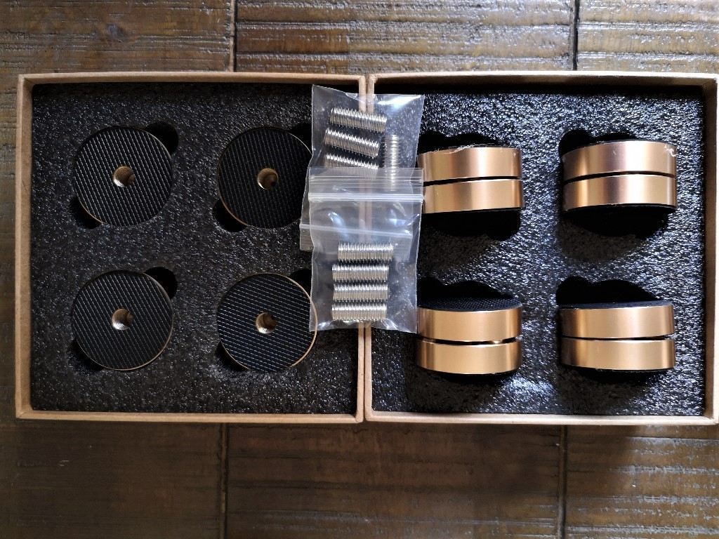 FS: Acoustic Feet ( Gold ) 8pcs |﻿ Hi-Fi and Cinema Cables & Accessories