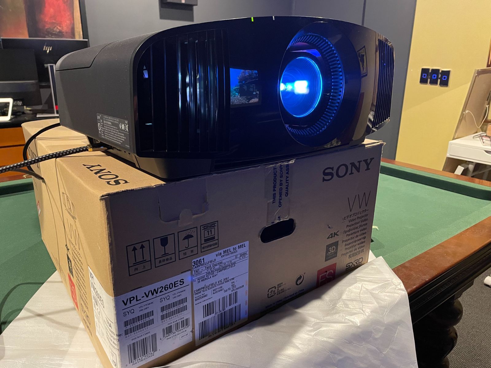 FS: Sony VW260ES True 4K Projector - Stereo, Home Cinema, Headphones Components - StereoNET