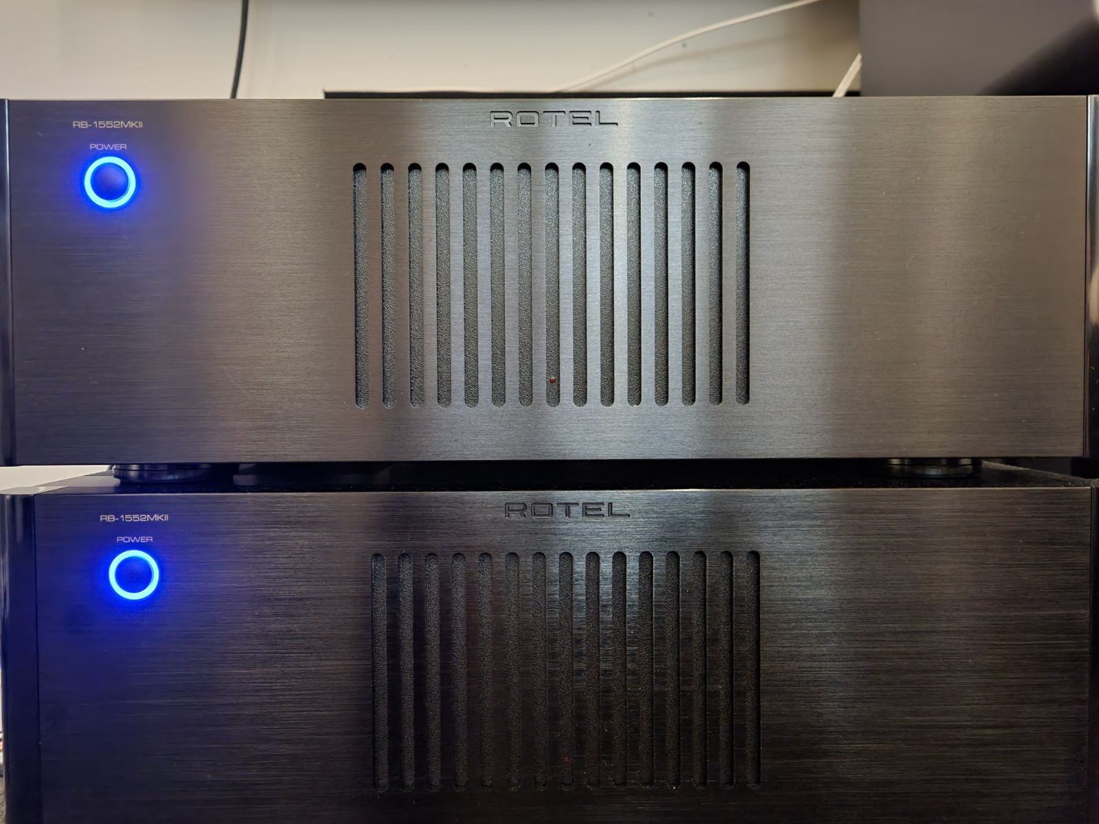 FS: Rotel 1552 mk2 Power Amps x 2 |﻿ Stereo, Home Cinema, Headphones ...