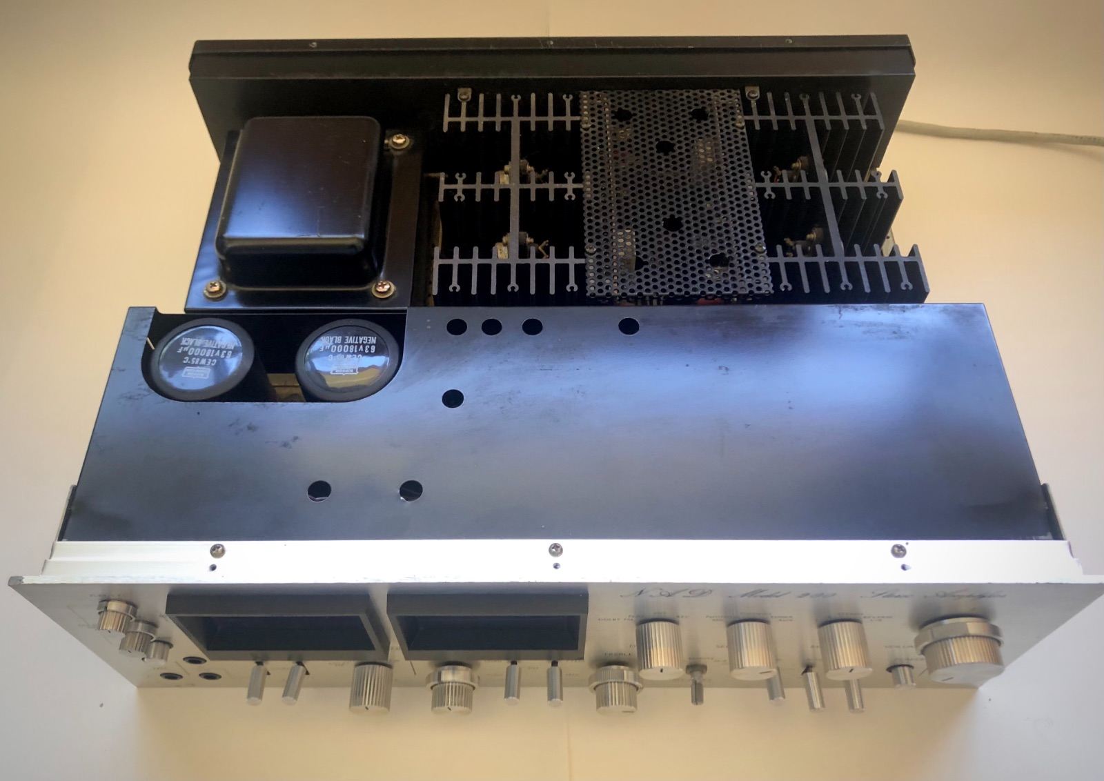 Sold PP. NAD MODEL 200 Beautiful rare Vintage NAD amplifier, 100 watts ...