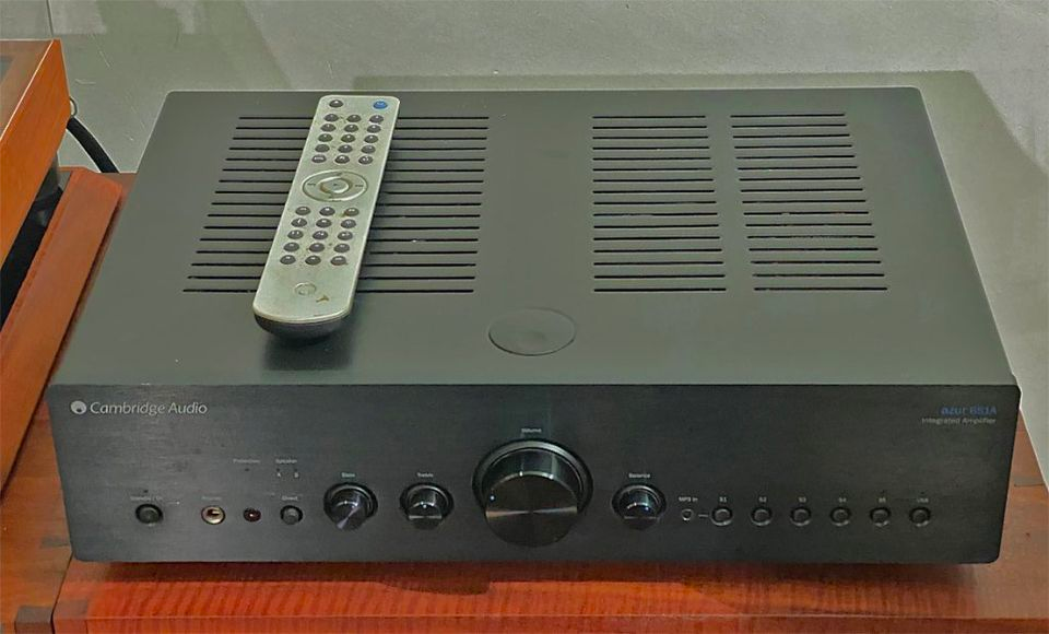 FS: Cambridge Audio Azur 651A Integrated Amplifier - reduced price for ...