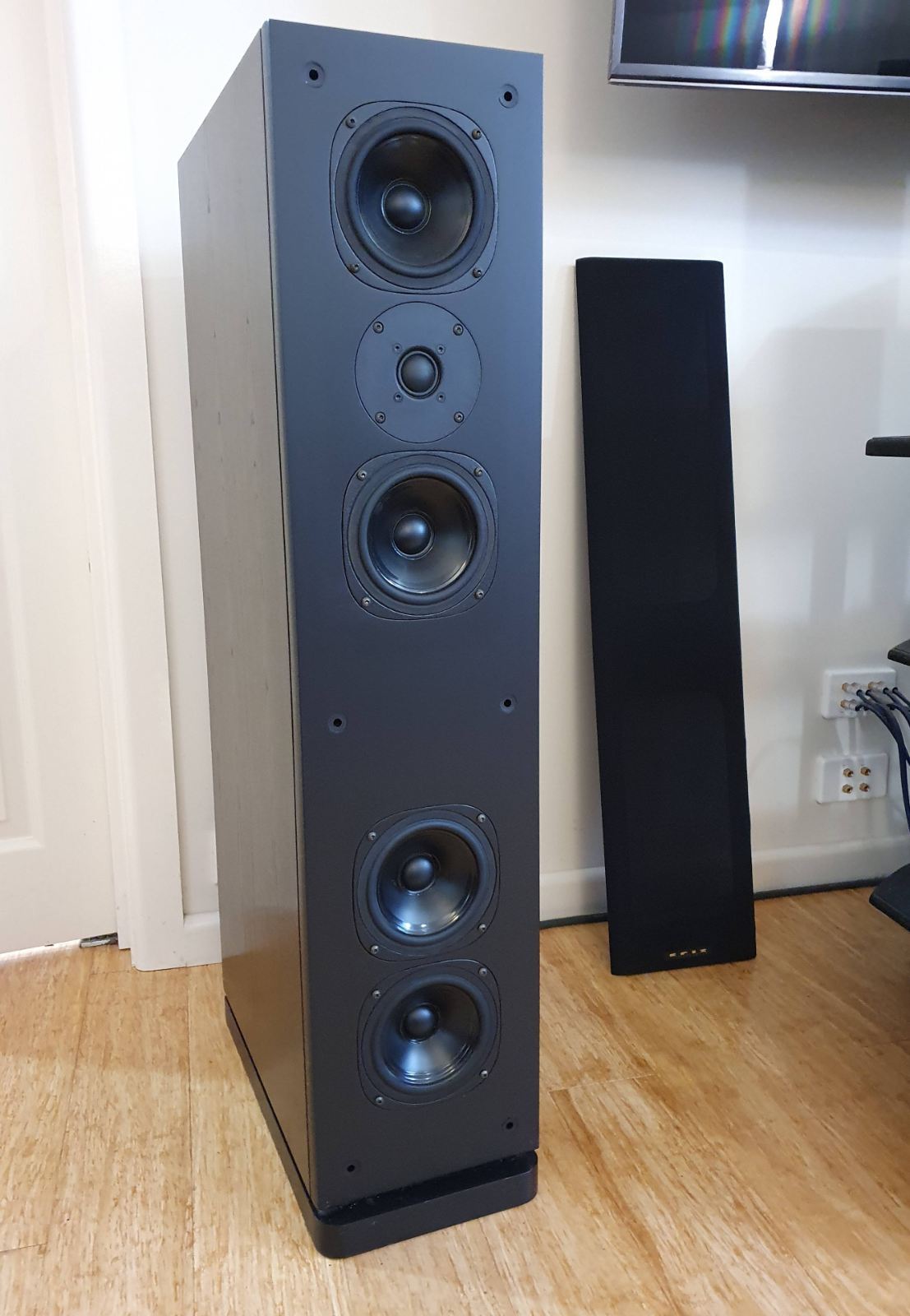 Krix 7.1 Speakers: Euphonix-Centrix-Equinox-Brix Seismix - Stereo, Home ...