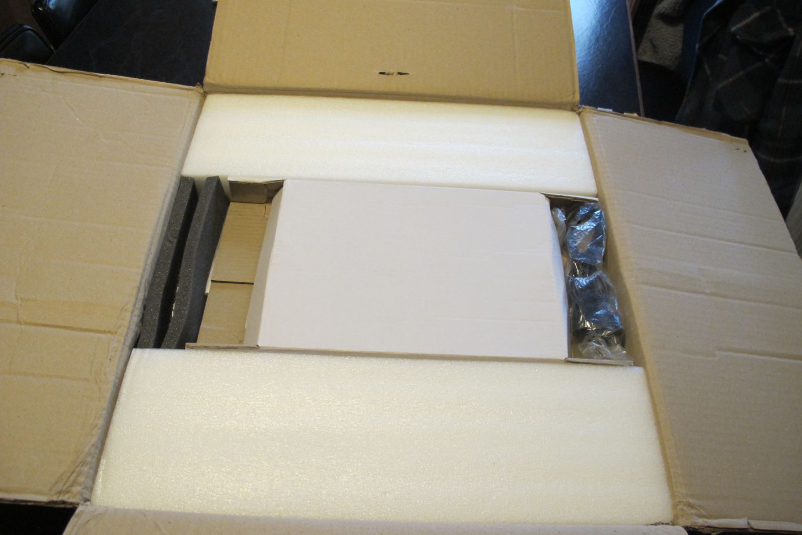 FS: EOI/STELLO AI500 INTERGRATED AMPLIFIER - Stereo, Home Cinema ...