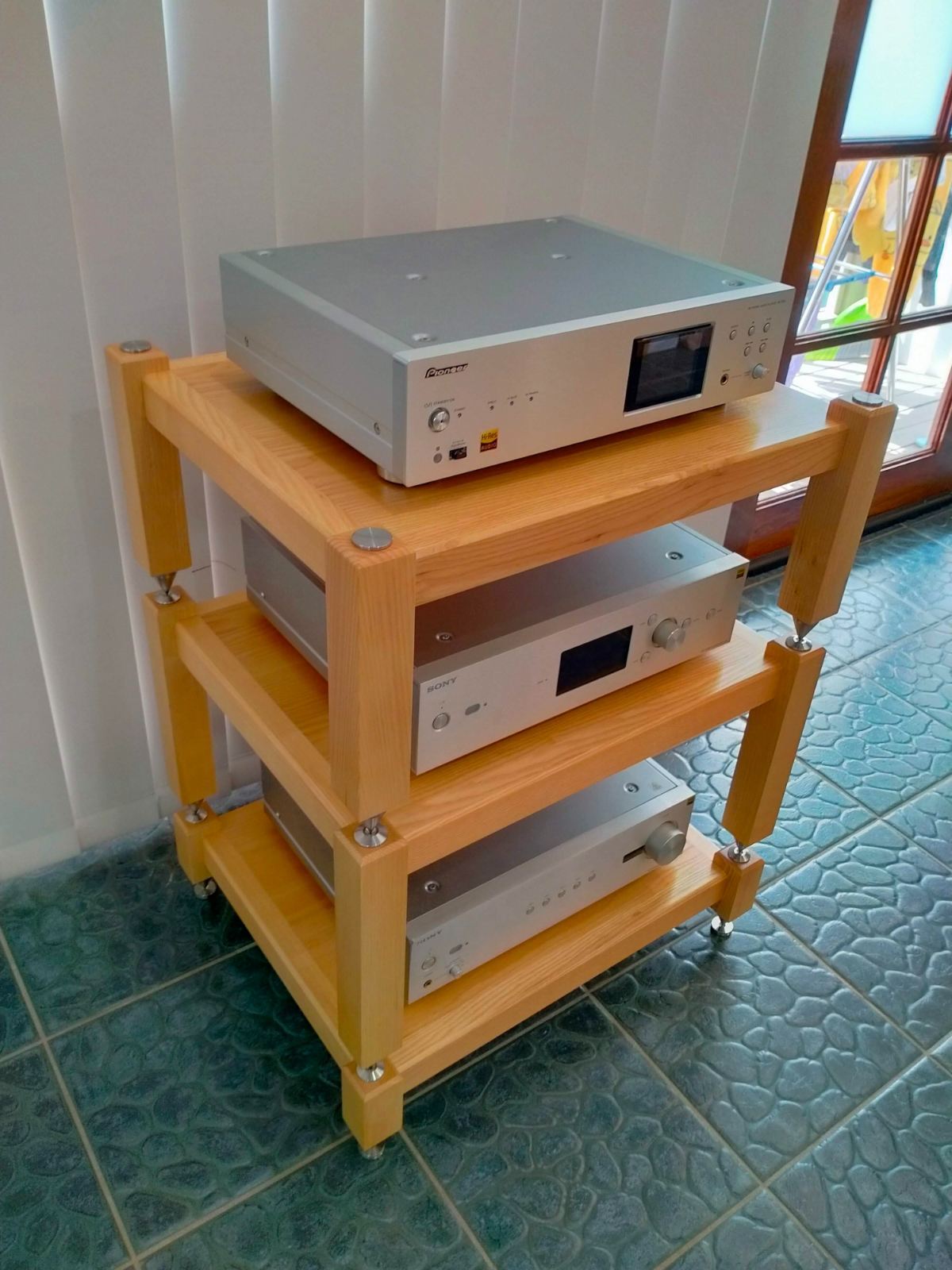Hi-End 3, 4, 5 Audio Stand/ Rack in light Oak |﻿ Hi-Fi and Cinema ...