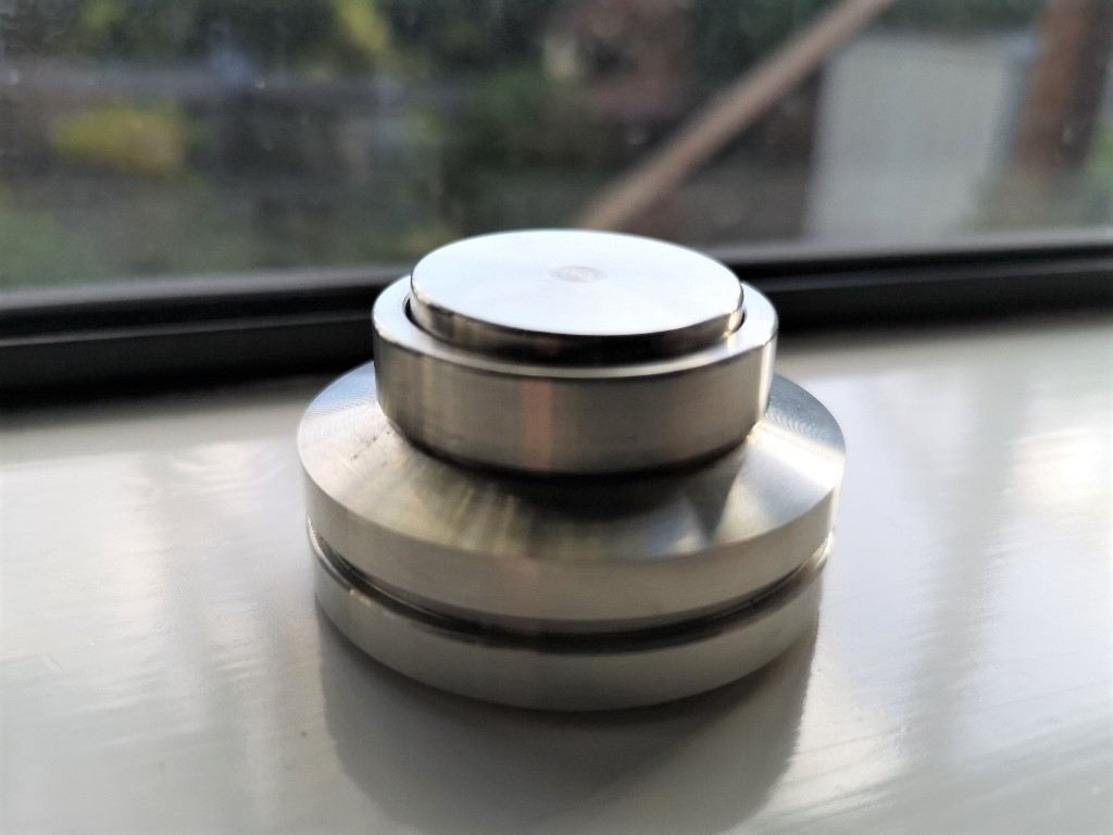 FS: Stainless steel Acoustic Feet x 4 pcs - Hi-Fi and Cinema Cables ...