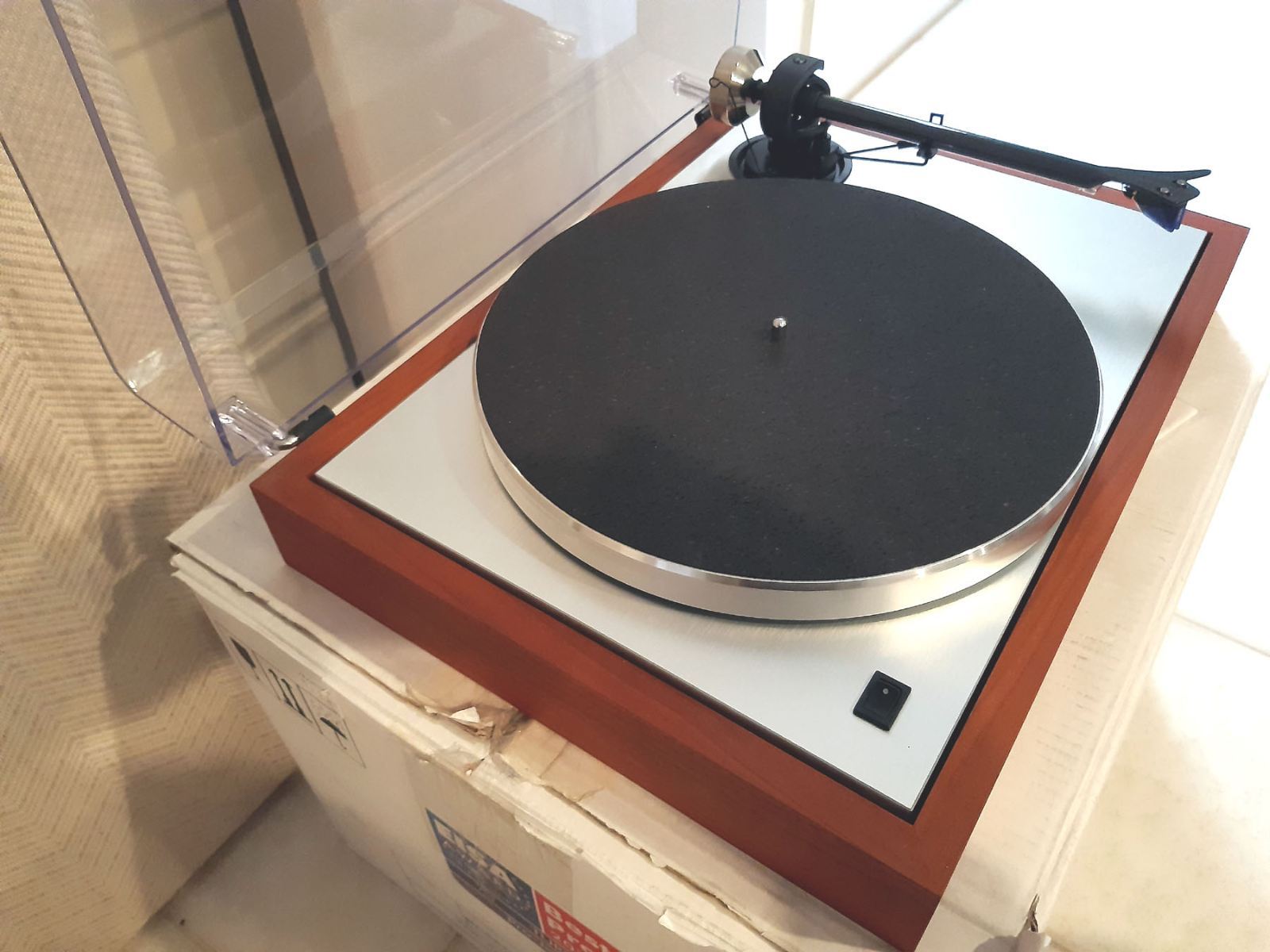 Project CLASSIC Turntable in mint condition with upgrades! - Stereo ...