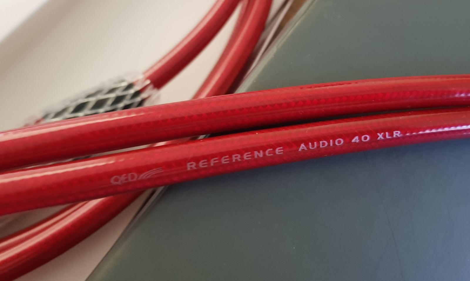 QED Reference 40 XLR Analog Cables – 1m Pair - Hi-Fi and Cinema Cables & Accessories - StereoNET
