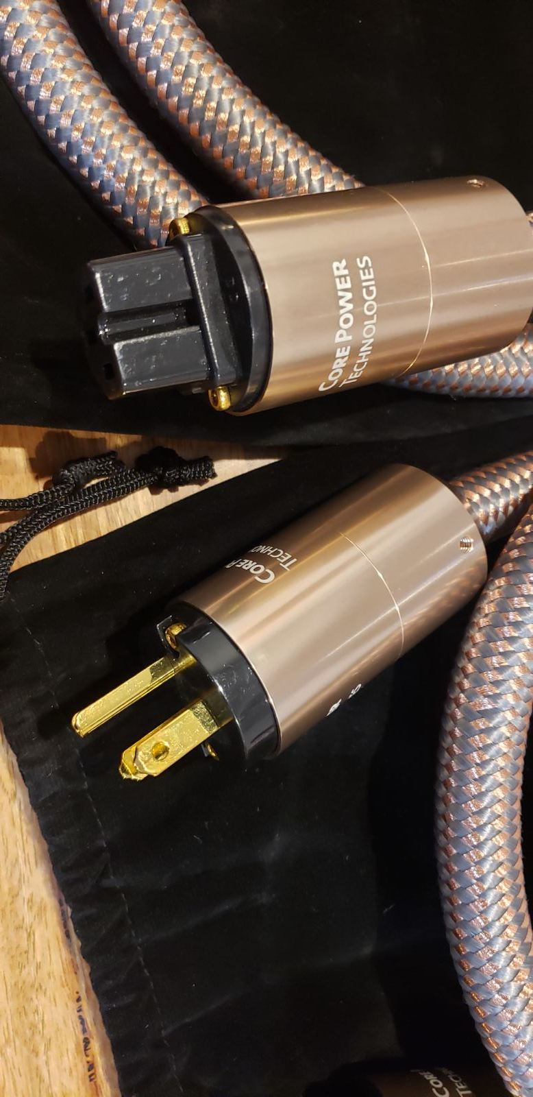 AC Power cables (3) Core Power 1.8m Gold series with US plugs |﻿ Hi-Fi ...