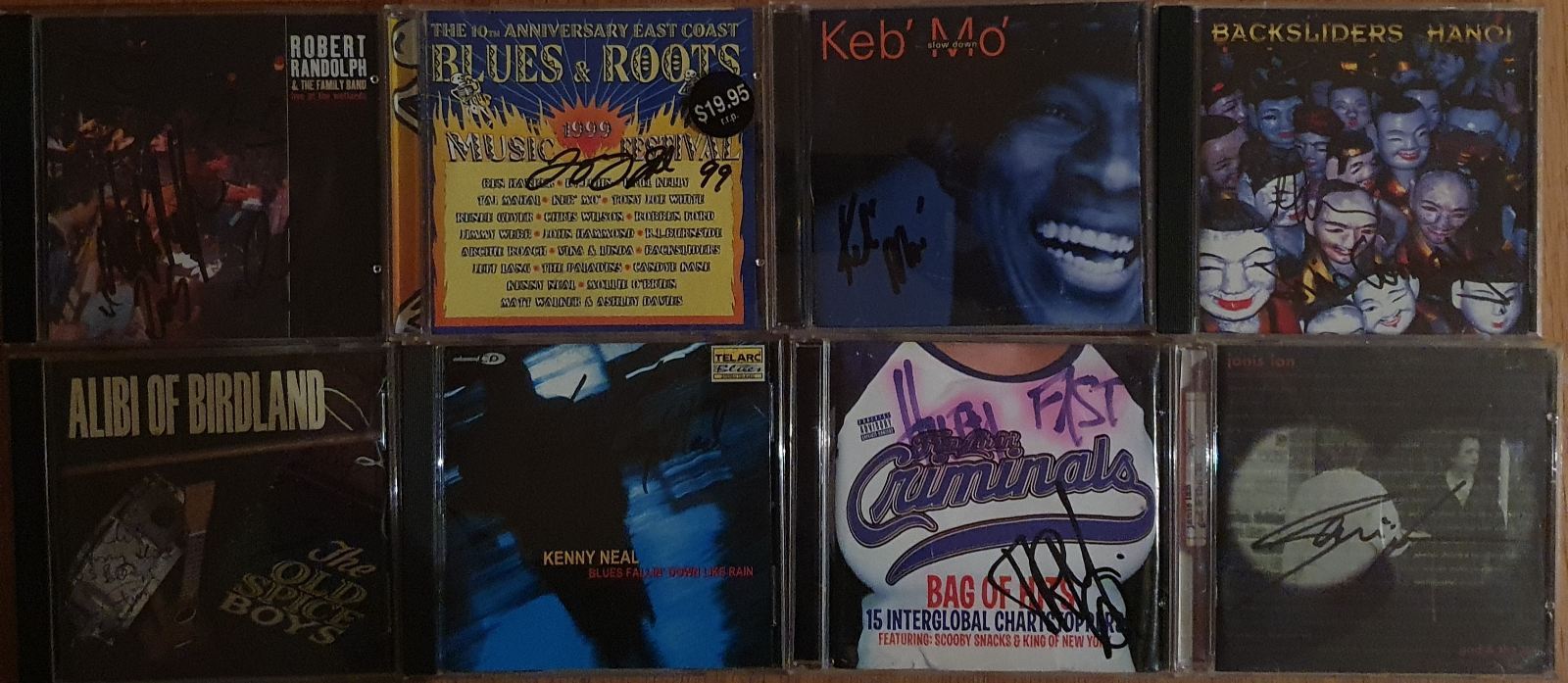 Autographed cds x 8 - Vinyl, CD, and Blu-ray - StereoNET