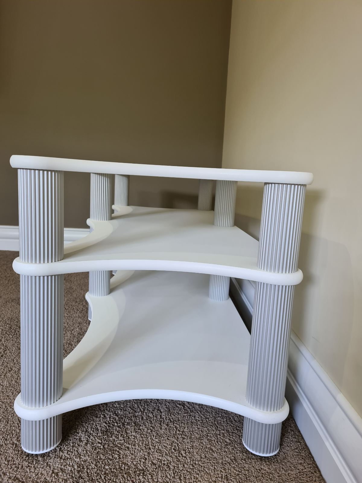 FS: Solid Tech Radius Duo 3 Rack (White/Silver) - Stereo, Home Cinema ...