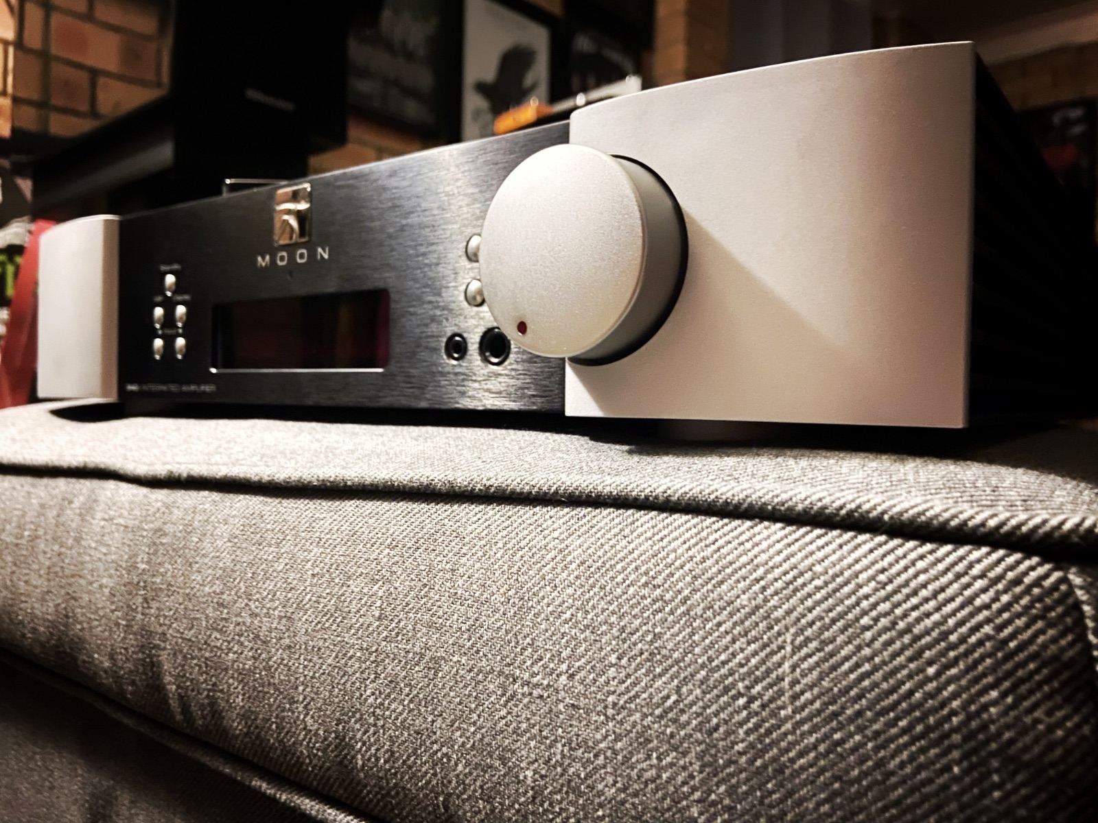 Simaudio Moon 340i d3px integrated amplifier - Stereo, Home Cinema ...
