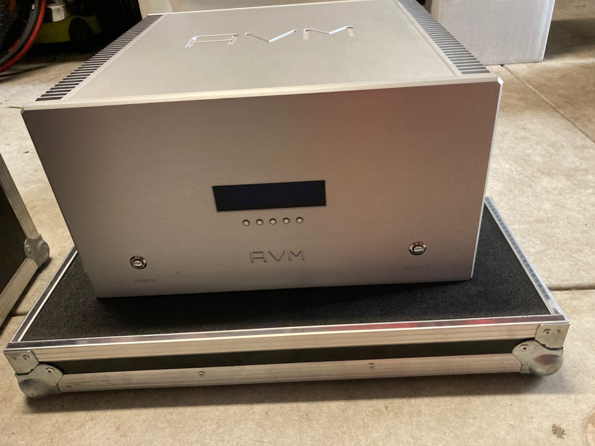AVM Ovation 8.2 power amp made in Germany - Stereo, Home Cinema, Headphones Components - StereoNET