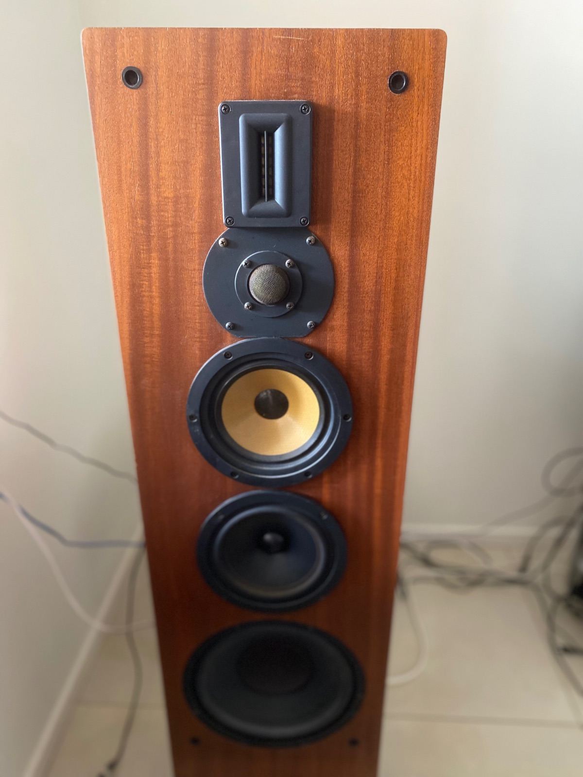 EOI: Legacy Signature III speakers (Pending payment and pick up ...