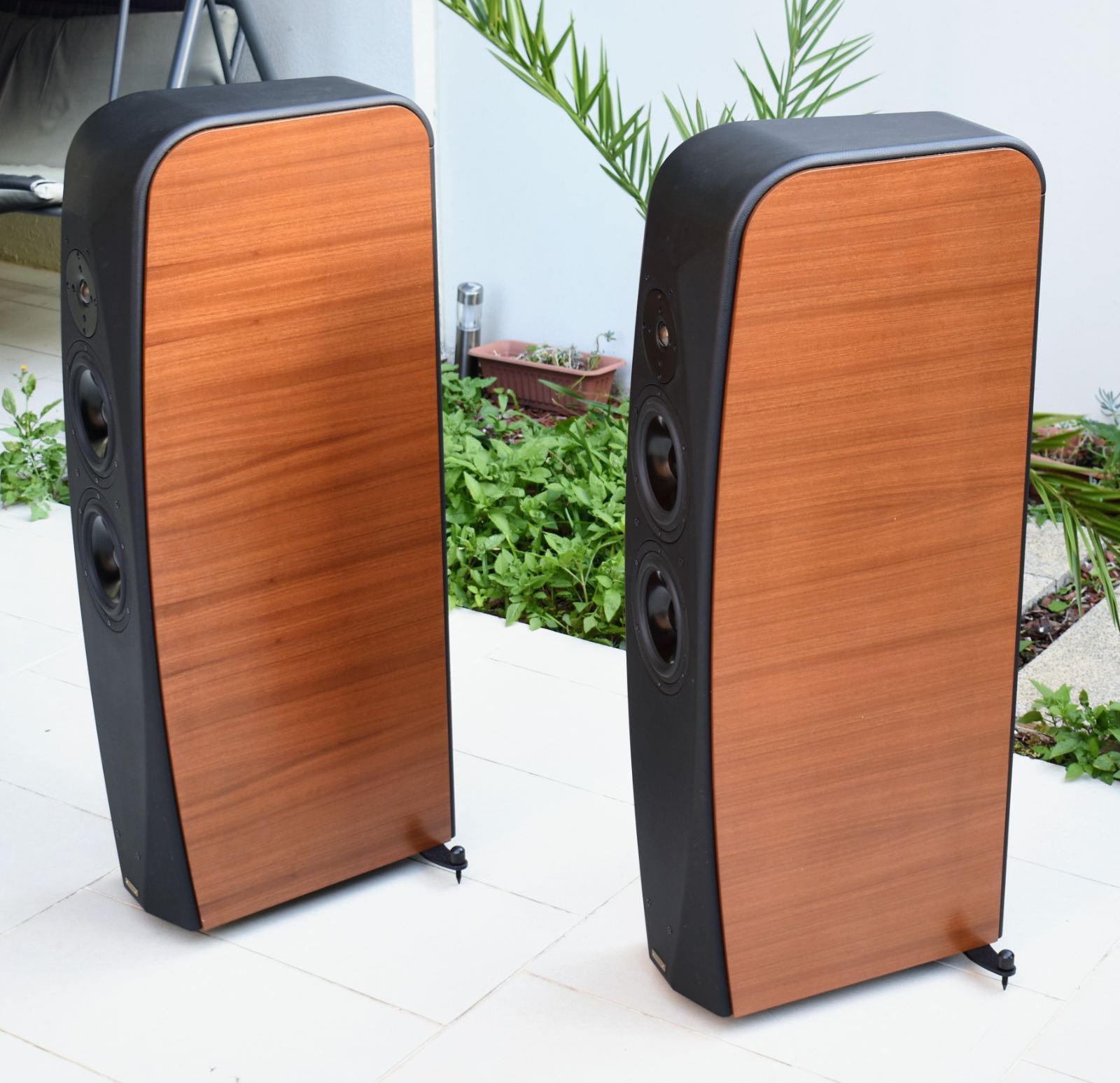 FS: OPERA SECONDA Italian Loudspeakers - Stereo, Home Cinema, Headphones Components - StereoNET