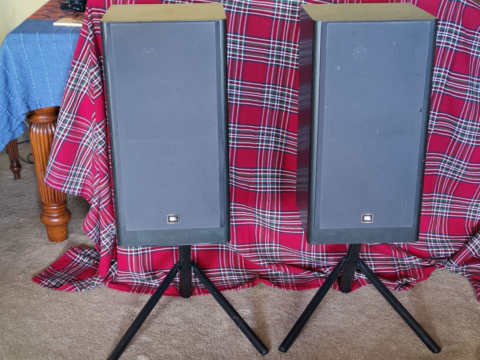 FS: JBL LX44 speakers (incl stands) - Stereo, Home Cinema, Headphones ...