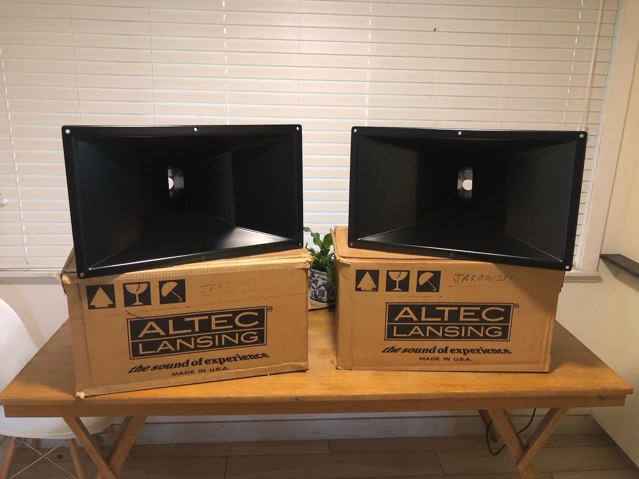 Altec MR94-8 Mantaray Horns |﻿ Hi-Fi and Cinema Cables & Accessories