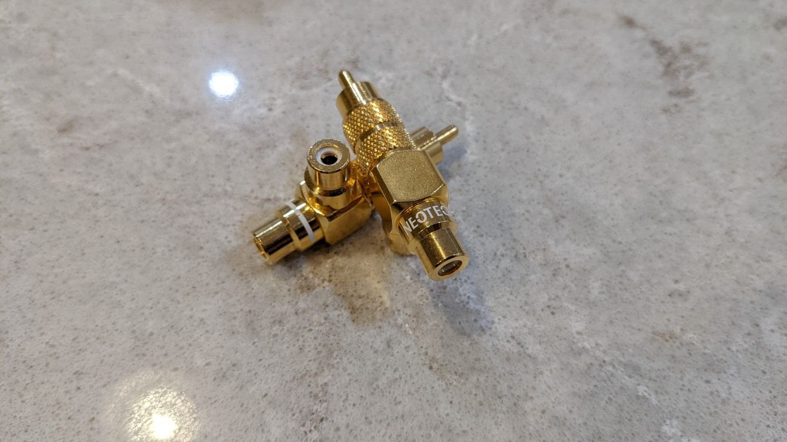 Neotech RCA splitters x2 - Hi-Fi and Cinema Cables & Accessories ...