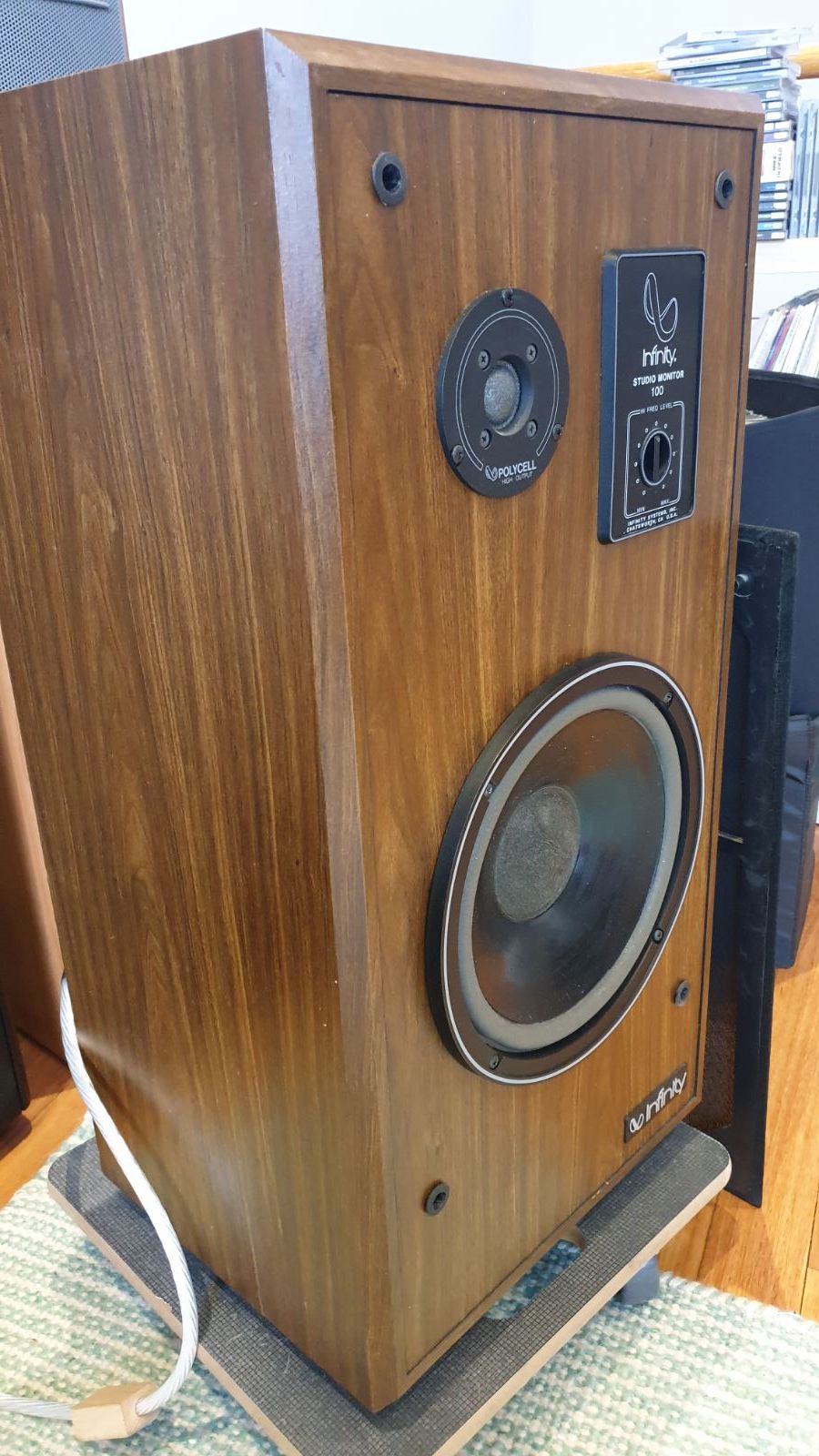 FS: Infinity Studio Monitor 100 - Stereo, Home Cinema, Headphones ...