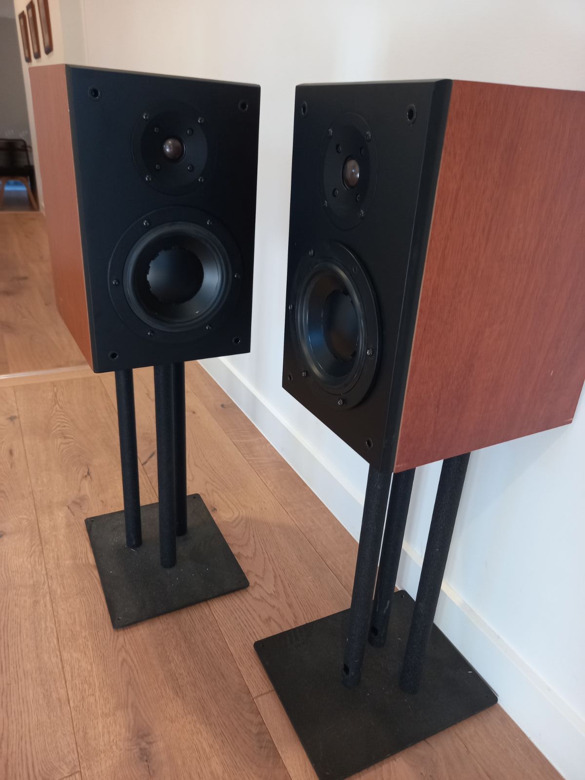 FS: note perfect Alpha bookshelf speakers on stands |﻿ Stereo, Home ...