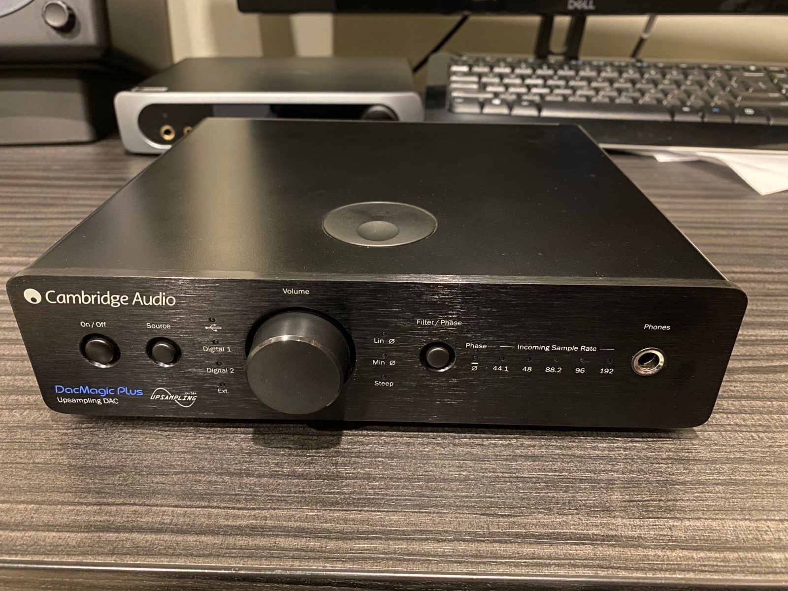 FS: Cambridge Audio DAC Magic Plus (DAC / pre amp) - Stereo, Home ...