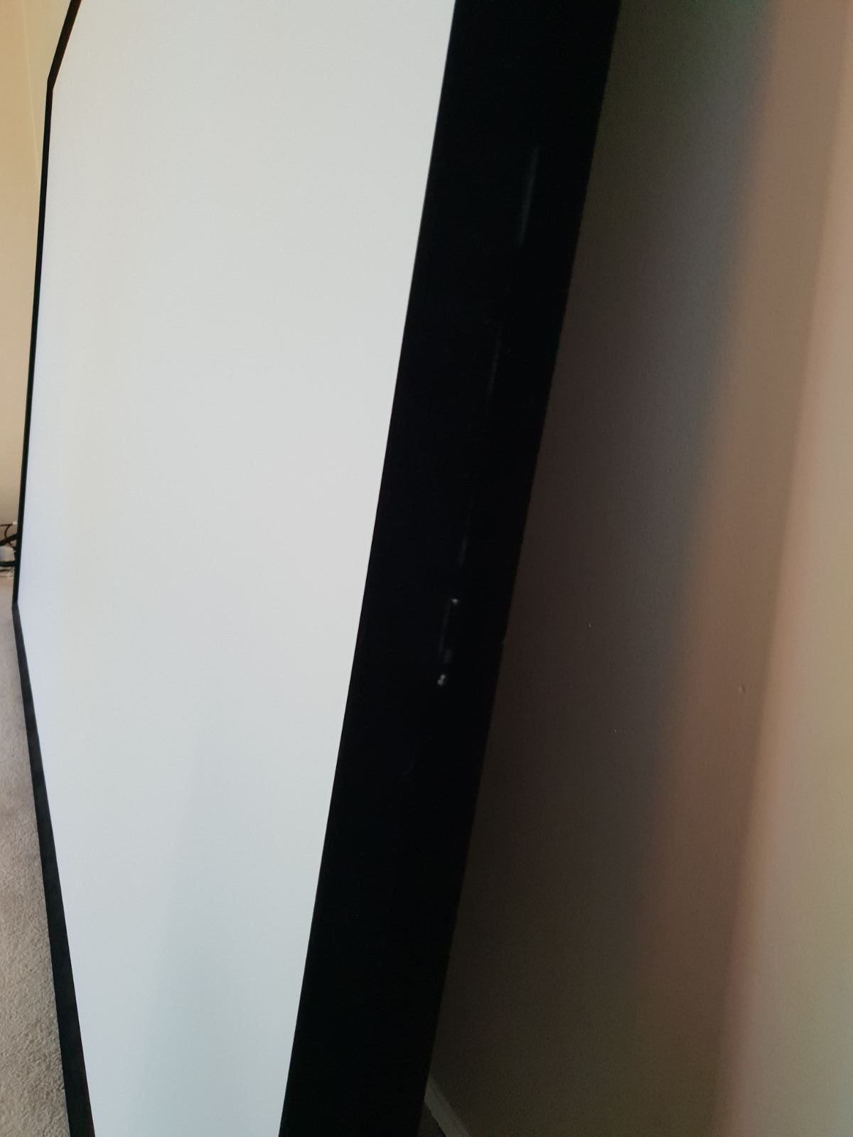 FS: LP Morgan 130" Projector Screen |﻿ Hi-Fi and Cinema Cables ...