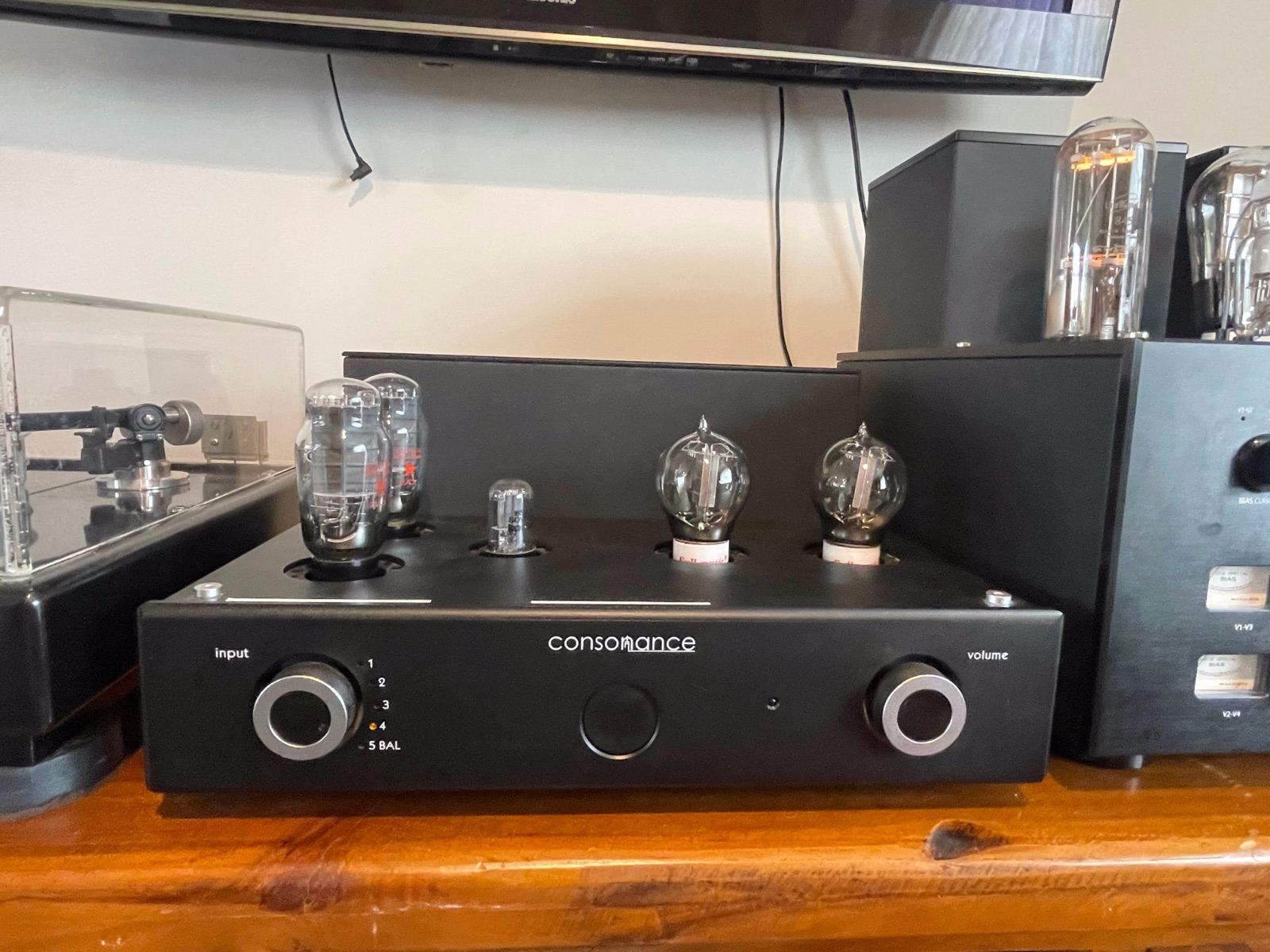 FS: Consonance Linear 1 Preamplifier + WE Replica Tubes - Stereo, Home ...