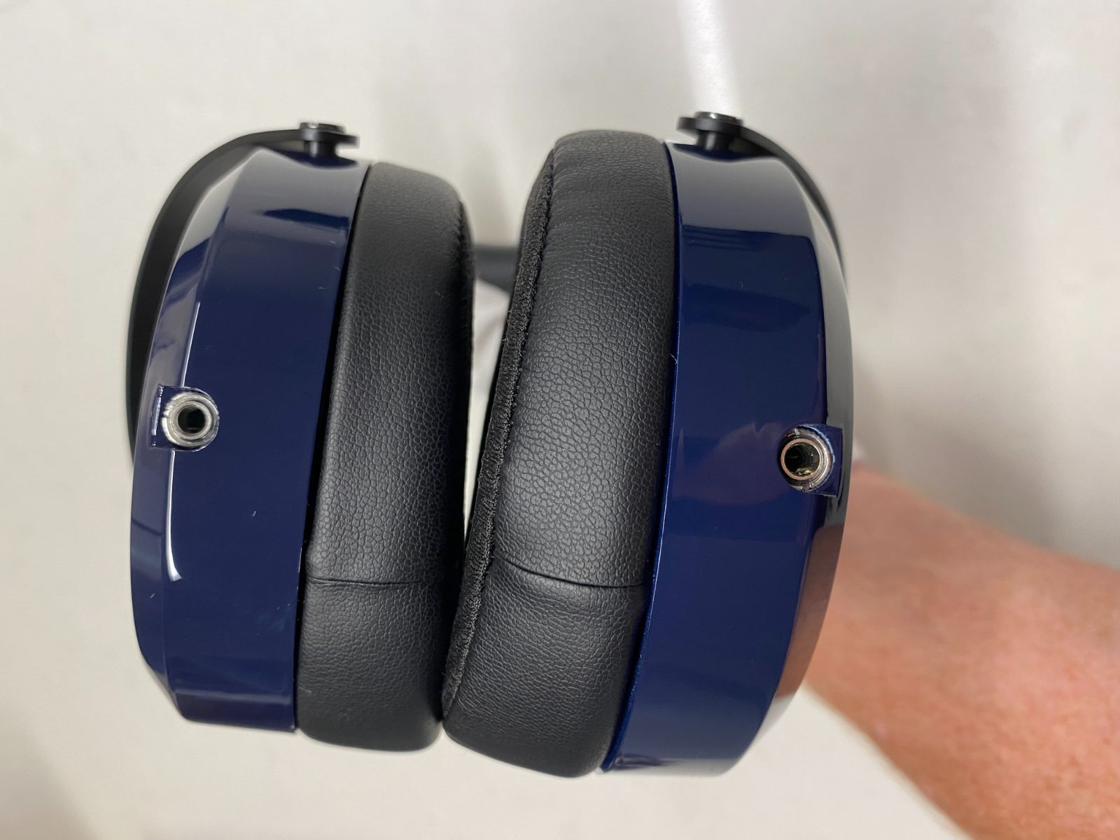 FS: PRICE DROP HiFiMan HE6-se V2 Planar Magnetic Headphones - As New ...
