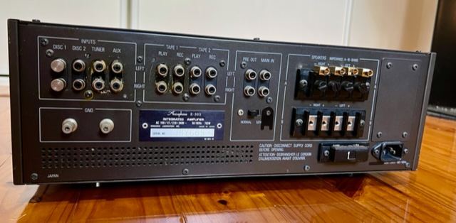 Accuphase E303 Integrated Amplifier - Stereo, Home Cinema, Headphones ...