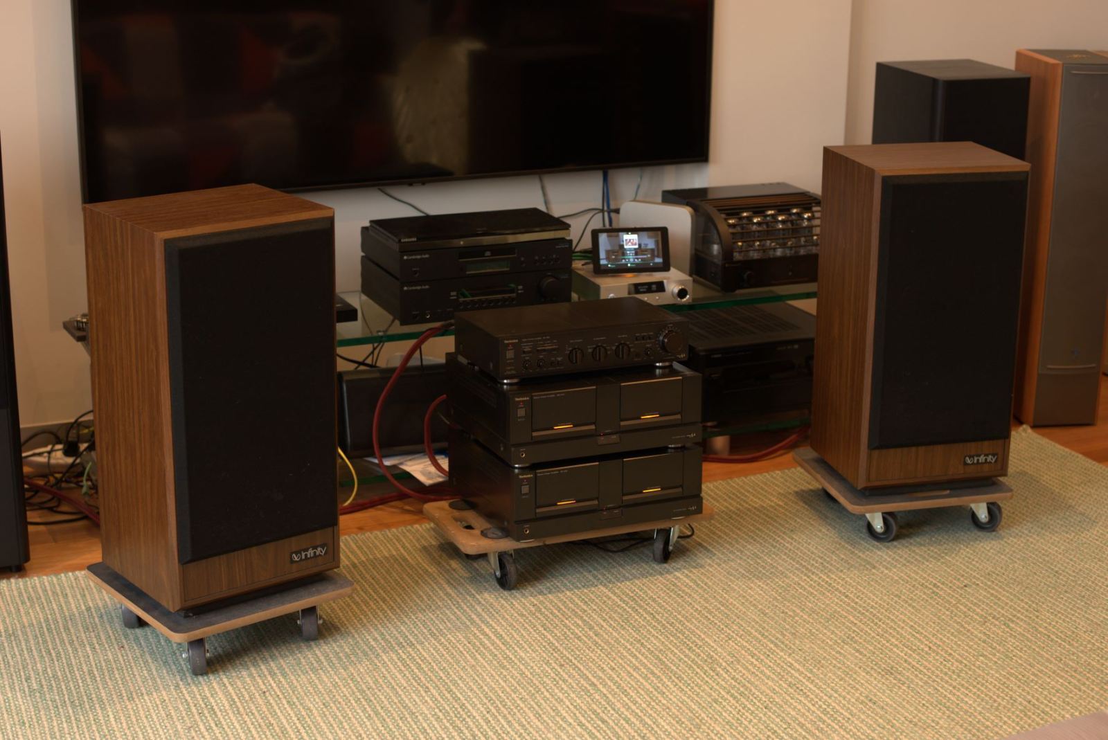 FS: Infinity Studio Monitor 100 - Stereo, Home Cinema, Headphones ...