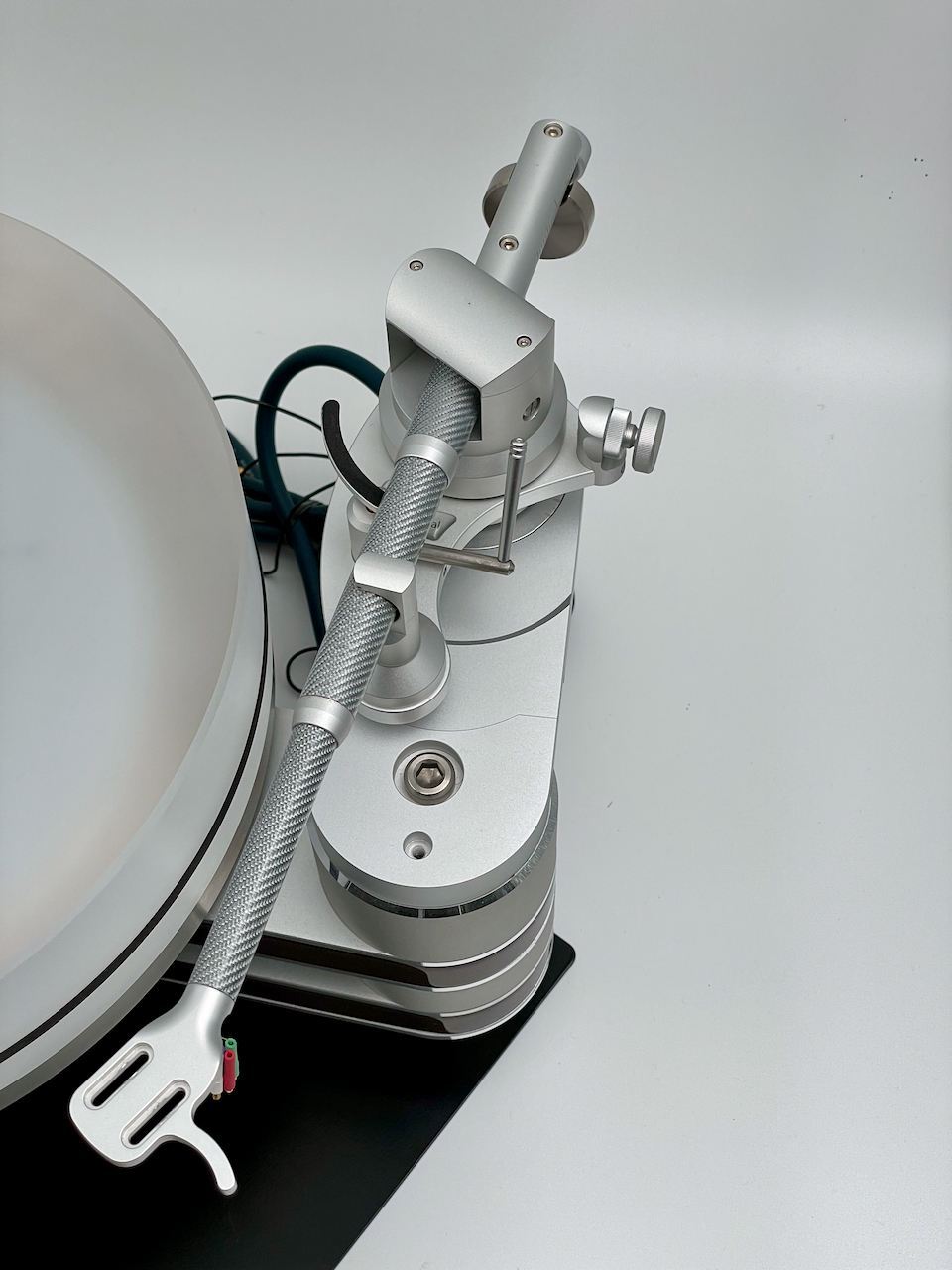 FS: Clearaudio Innovation Turntable with Clearudio Universal Tonearm ...