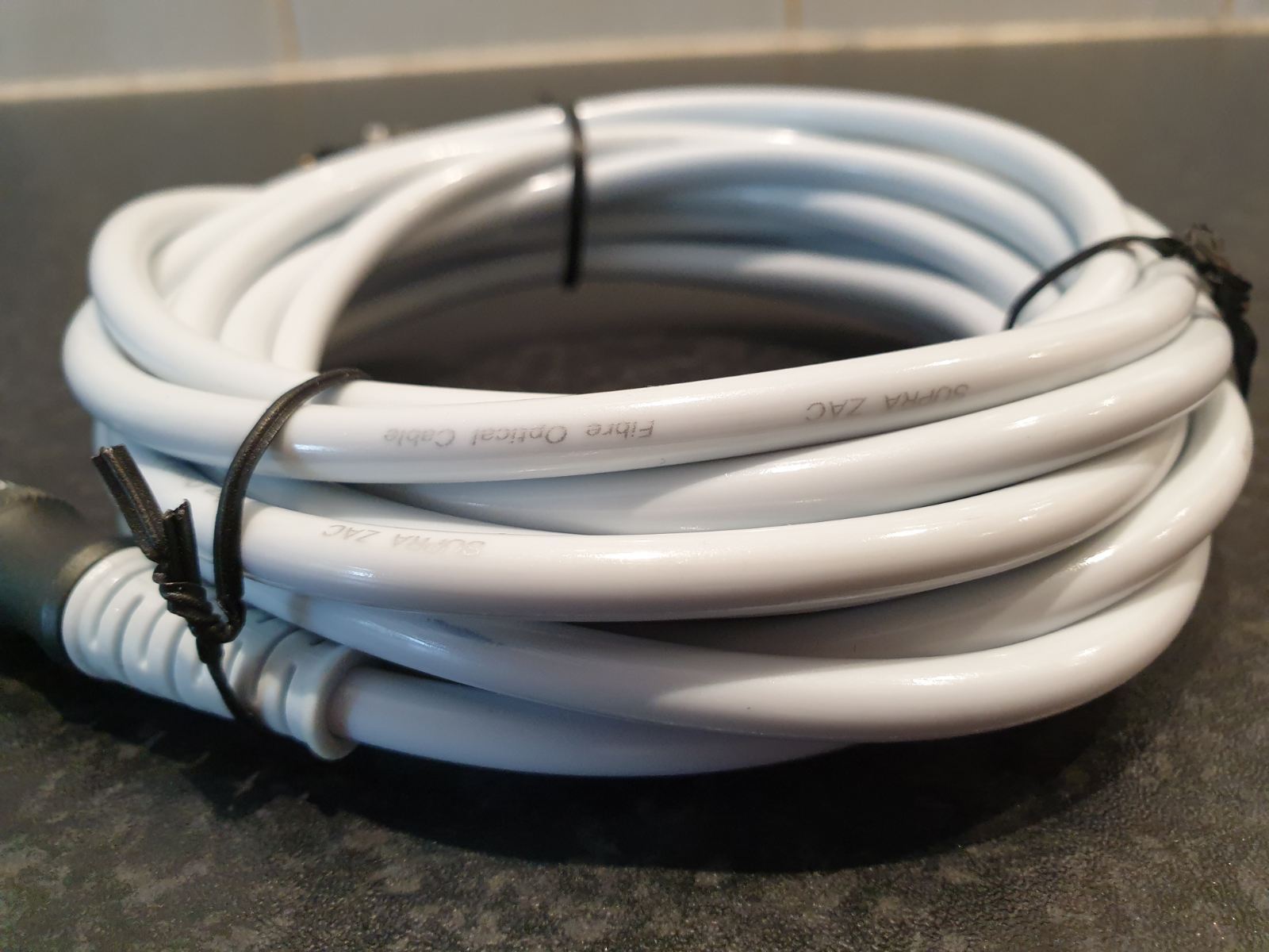 FS: Supra ZAC Optical Fibre (Toslink) Cable - 4m |﻿ Hi-Fi and Cinema ...
