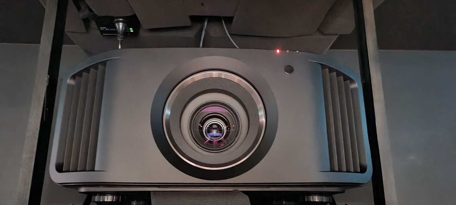 FS: JVC NX7 & Spare lamp - Stereo, Home Cinema, Headphones Components ...