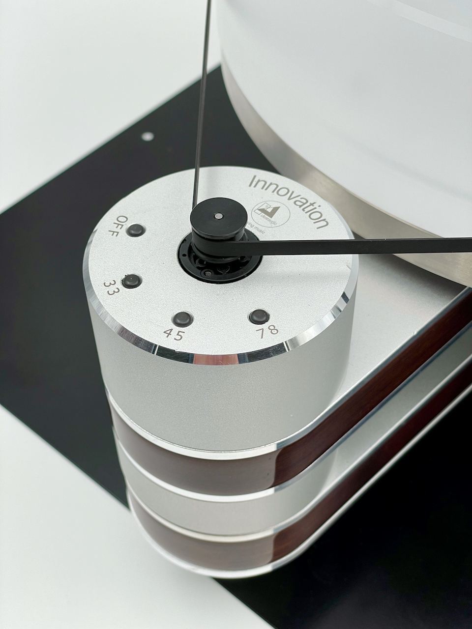 FS: Clearaudio Innovation Turntable with Clearudio Universal Tonearm ...
