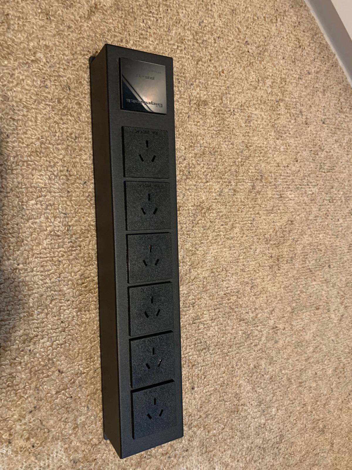 FS: Gigawatt Pf1e poweboard - Hi-Fi and Cinema Cables & Accessories ...