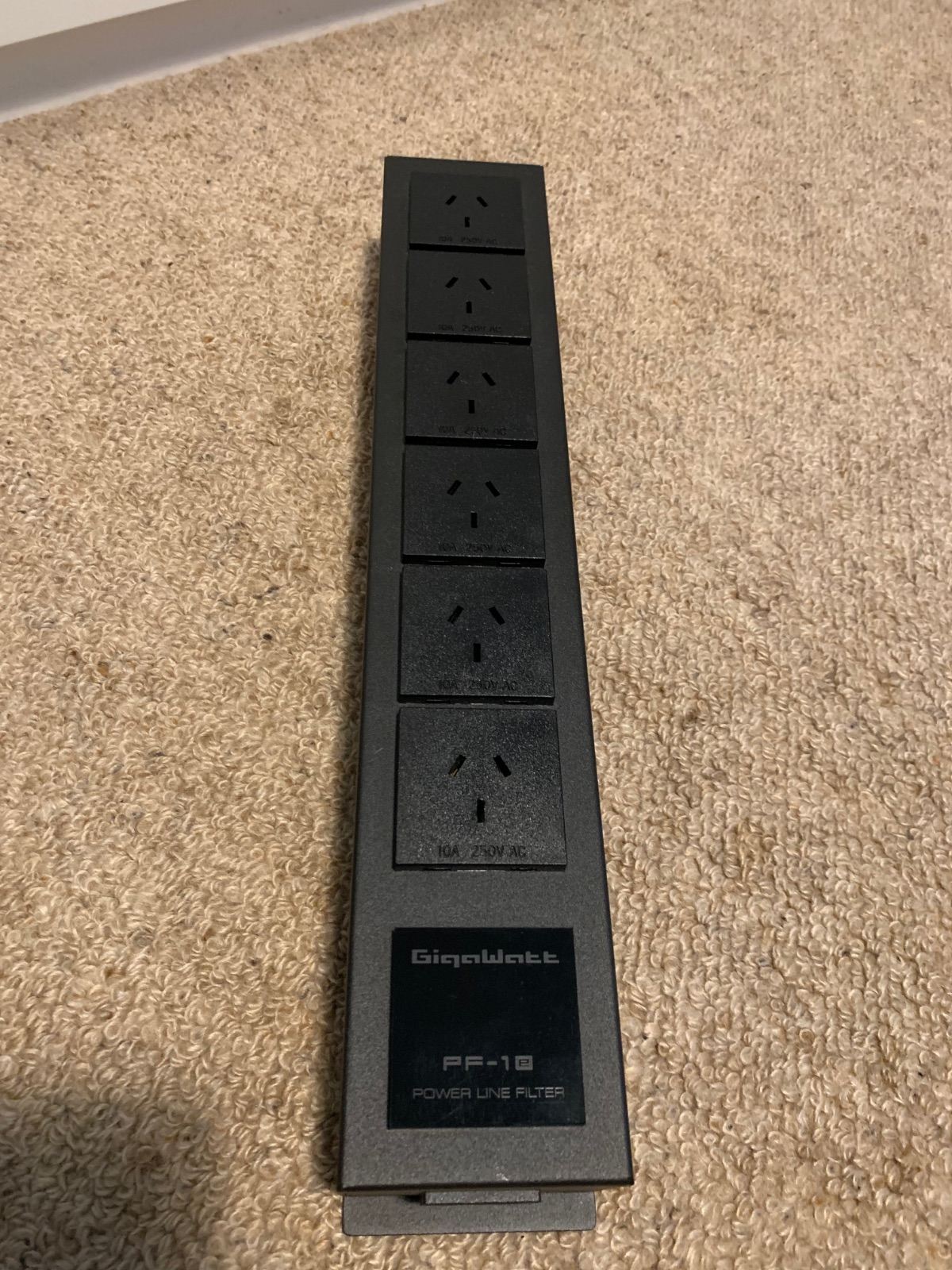 FS: Gigawatt Pf1e poweboard |﻿ Hi-Fi and Cinema Cables & Accessories