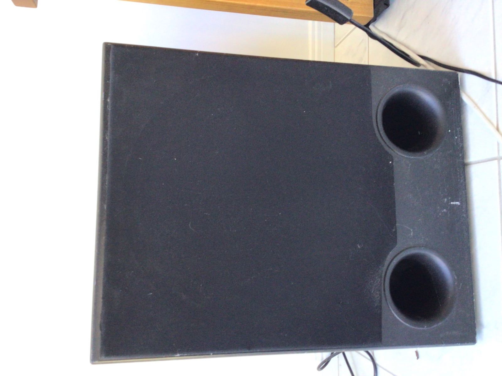 NAD 7.1 System including NAD T773 Amp with remote plus Sonique SAV 5 ...