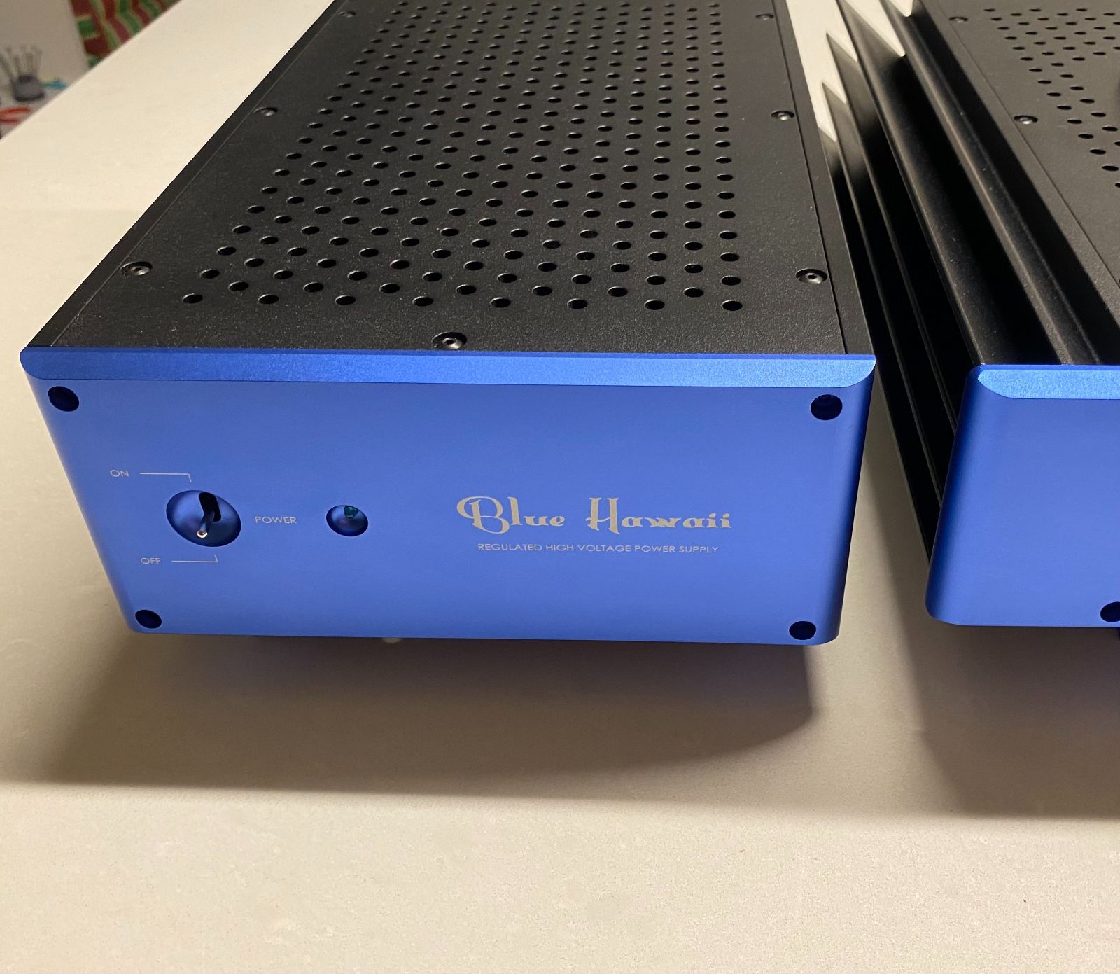 HeadAmp Blue Hawaii Electrostatic Headphone Amplifier - Stereo, Home ...