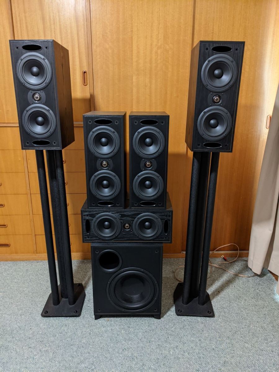 FS: Krix 5.1 speakers - 2 x pairs of Acoustix mk1, 1 x Graphix mk1, 1 x ...